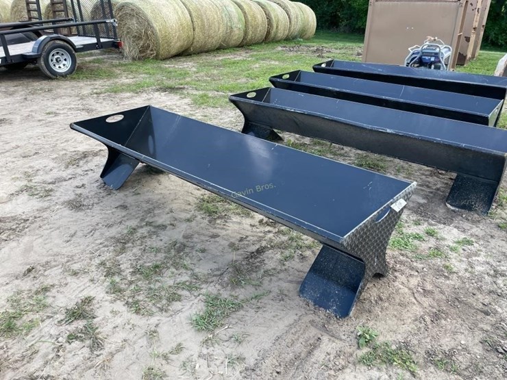 New Grain Feeder by Gavin Bros. Auctioneers | Real Estate - Auction ...