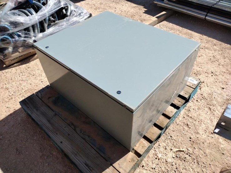 Cooper B-Line Wall Mount Enclosure by Iron Bound Auctions - Auction ...
