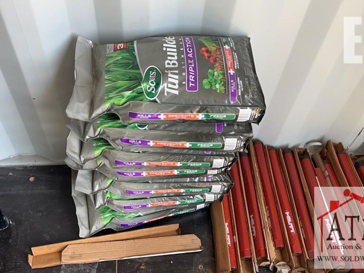 (7) BAGS OF TURF BUILDER by ATM Auctions and Realty - Auction Resource