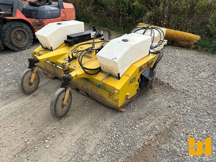 MKE 425 MULTI SWEEPER by Jeff Martin Auctioneers Inc. - Auction Resource