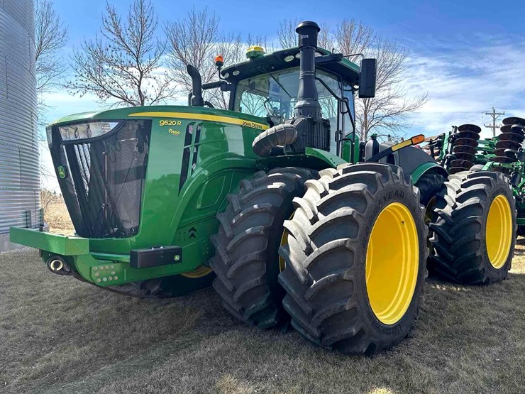 2019 JOHN DEERE 9520R by Pifer's Auctioneers - Auction Resource