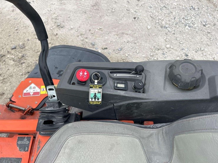 2020 Husqvarna Z 248F 48in Zero Turn Commercial Mower by Royal Auction ...