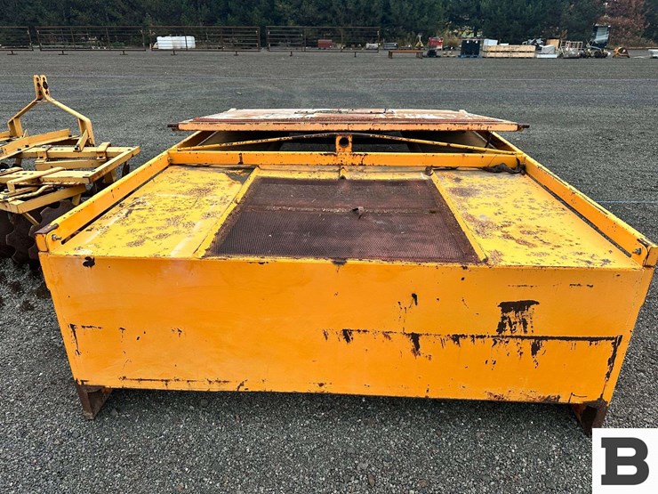 Dump Box Attachment - City of Richland Surplus by Booker Auction Co ...
