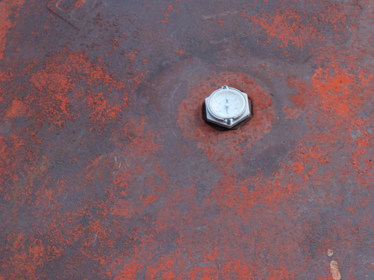 #4394 • 300 Gallon Fuel Tank on Stand by Kerr Auction | Auction Resource