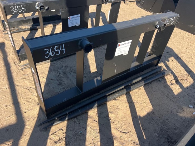 UNUSED JCT 2 PRONG BALE SPEAR by Rebel Auction Co., Inc. | Auction Resource