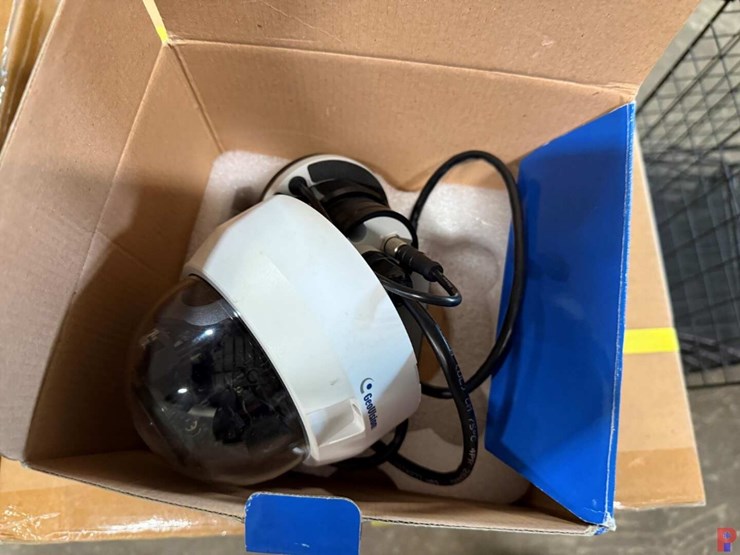 (5) VIVOTEK SD8333E, SD9362-EHL SPEED DOME CAMERAS, & DESKTOP FILE FOLDER ORGANIZER by Permian ...