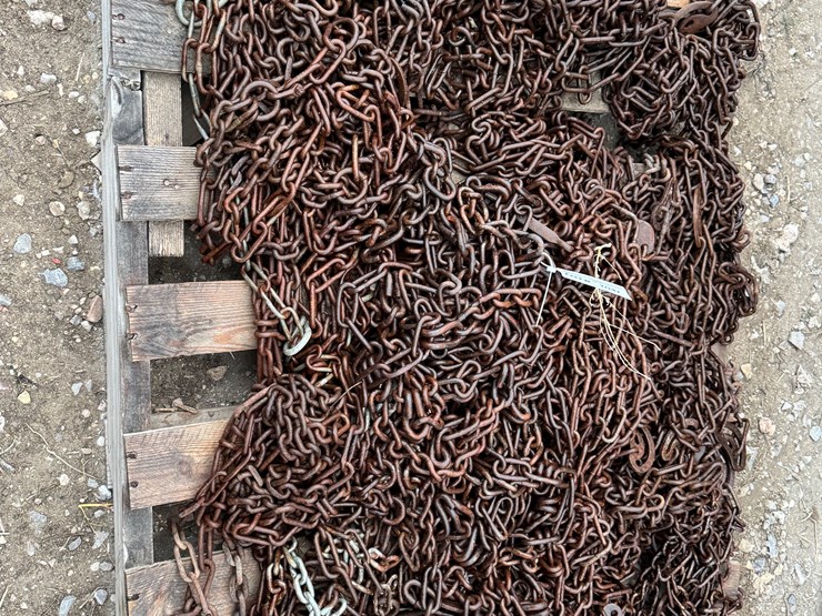 #2047 • Assorted Tire Chains by Kerr Auction | Auction Resource