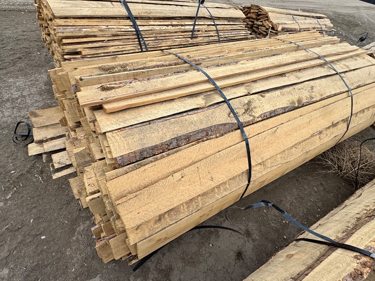#4446 • Rough Cut Pine Slats (1"x6"x8') by Kerr Auction | Auction Resource