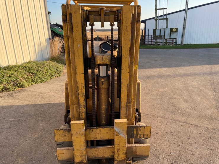 Yale 5000# LP forklift by Schrader Real Estate and Auction Company | Auction Resource