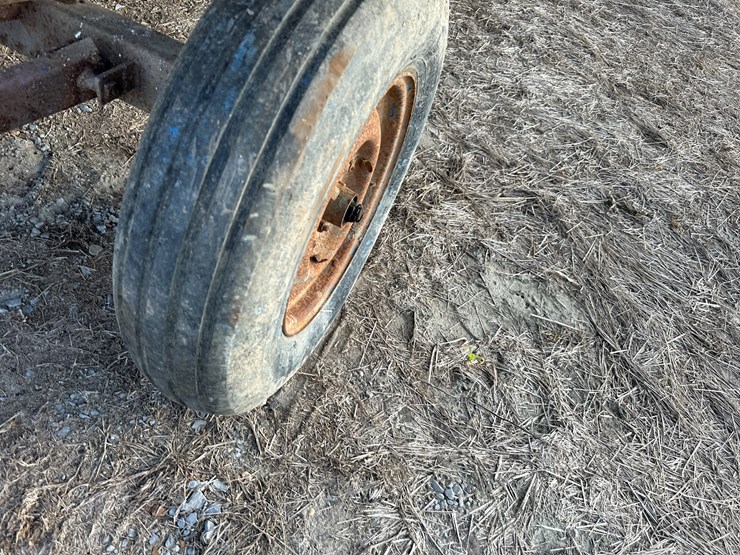 #33898 • 24' T/A Cotton Wagon Location: Site 2C by Witcher Auctions LLC ...