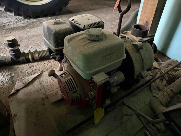 Honda GX 390 transfer pump (NEW) by Schrader Real Estate and Auction ...