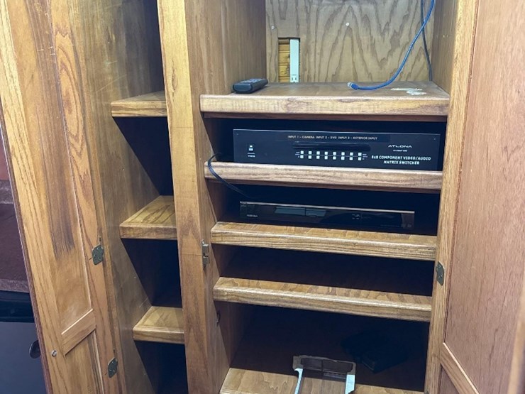 1983 MCI CRUSADER II COMMAND CENTER BUS by Joey Martin Auctioneers LLC ...