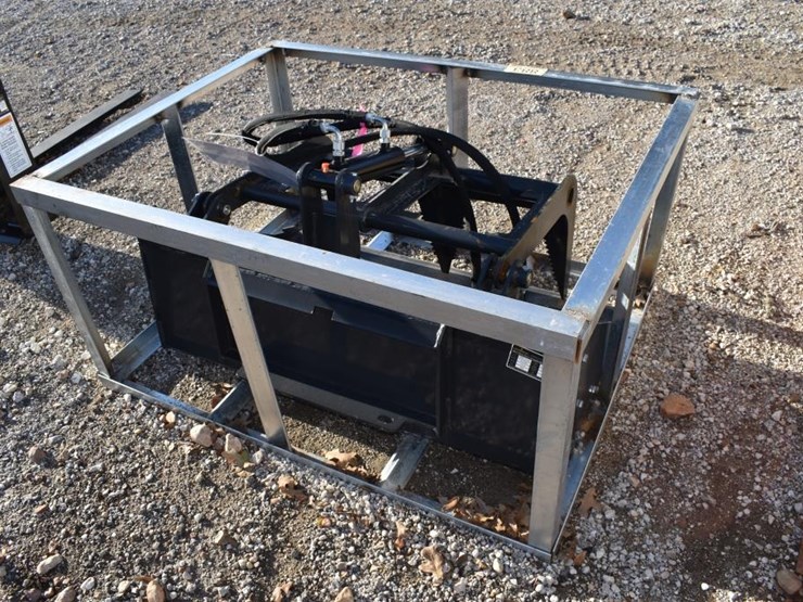 44" MINI SKID STEER GRAPPLE BUCKET by Anton Auction Service | Auction ...