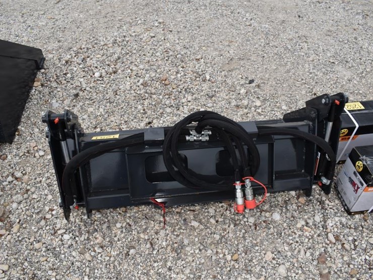 4' MINI SKID STEER COMBINATION BUCKET by Anton Auction Service ...