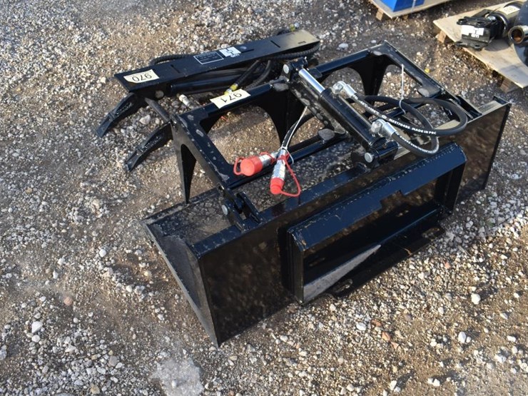44" MINI SKID STEER GRAPPLE BUCKET by Anton Auction Service | Auction ...