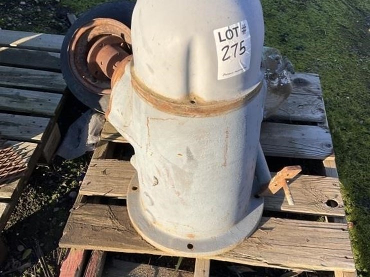 AMARILLO 60HP Right Angle Gear Drive by Putman Auctioneers Inc ...