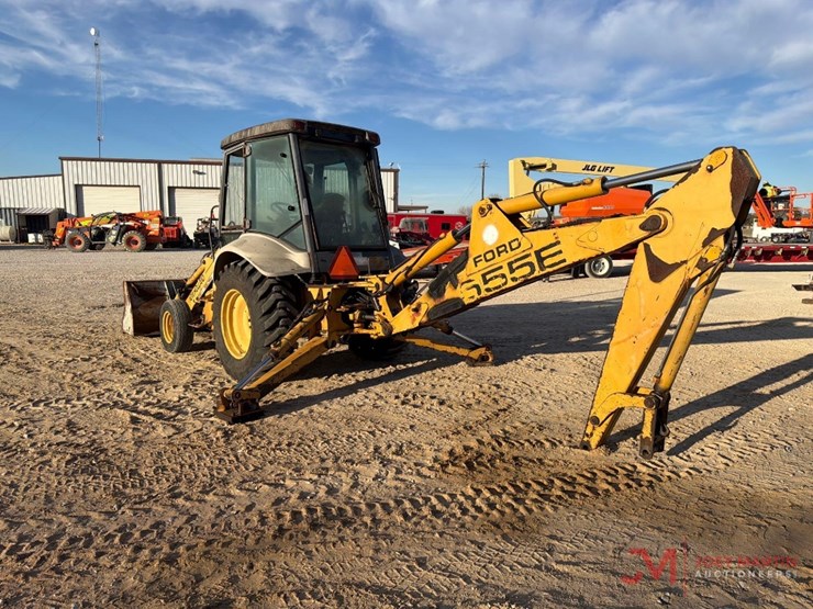 NEW HOLLAND 555E by Joey Martin Auctioneers LLC | Auction Resource