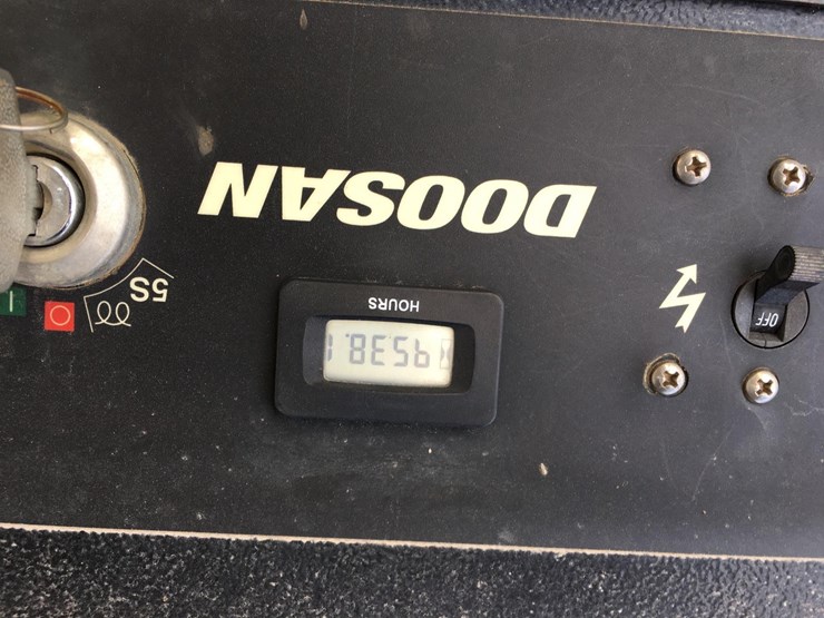 2021 DOOSAN LCVWKUB LIGHT PLANT SN:503102 by Alex Lyon & Son | Auction ...