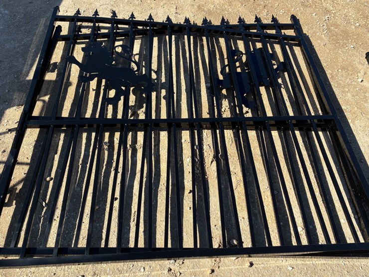 DRIVEWAY ENTRY GATES by Machinery Auctioneers | Auction Resource