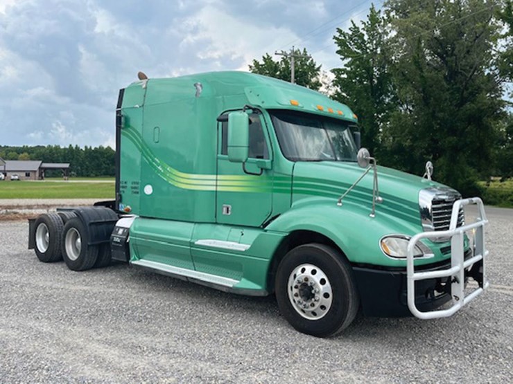 2016 FREIGHTLINER CL120 Columbia by Taylor & Martin, LLC | Auction Resource