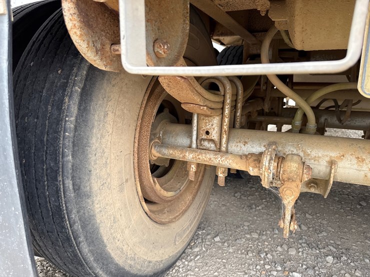 #45428 • Chamberlin 40' T/A Hopper Bottom Trailer by Witcher Auctions ...