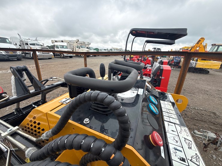 #49056 • Unused 2026 AGT MX-MRT14 Mini Skid Steer Loader ...