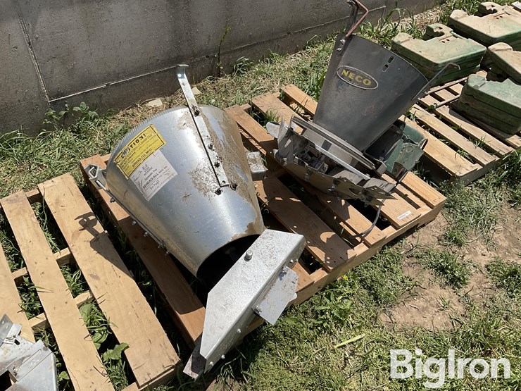 NECO & Spread-All Grain Bin Spreaders by BigIron Auctions | Auction ...