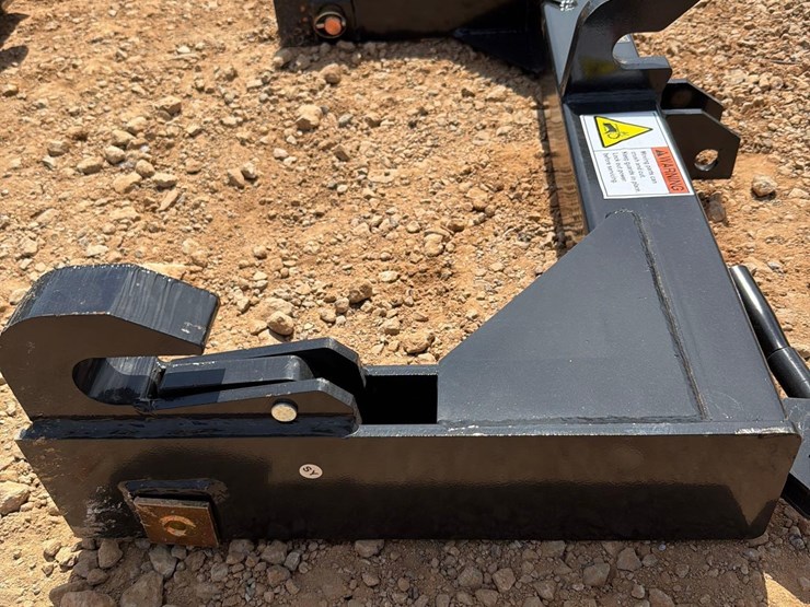 WOLVERINE SKID STEER PALLET FORK HYDRAULIC ADJUSTABLE by SAC Auctions ...