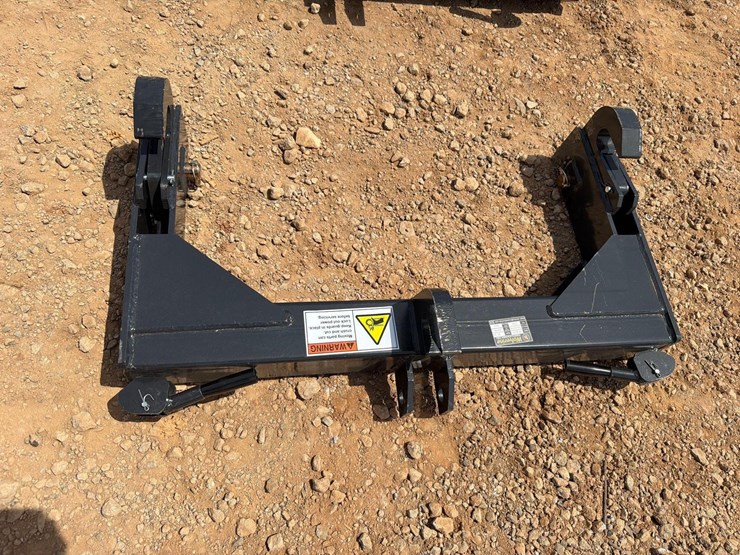 WOLVERINE SKID STEER PALLET FORK HYDRAULIC ADJUSTABLE by SAC Auctions ...
