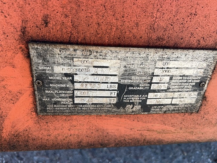 JLG 600AJ BOOM LIFT SN:95018 by Alex Lyon & Son | Auction Resource