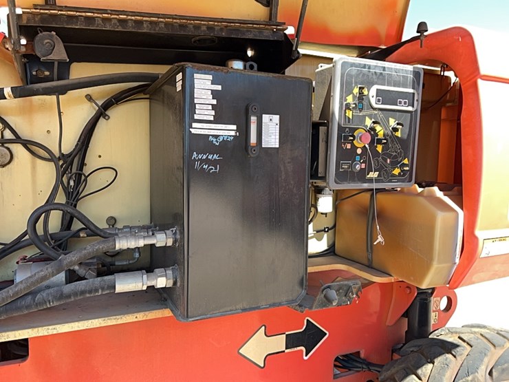 JLG 860SJ BOOM LIFT SN:300134802 4X4, by Alex Lyon & Son | Auction Resource