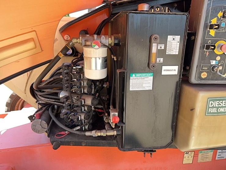 JLG 600AJ BOOM LIFT SN:95018 by Alex Lyon & Son | Auction Resource