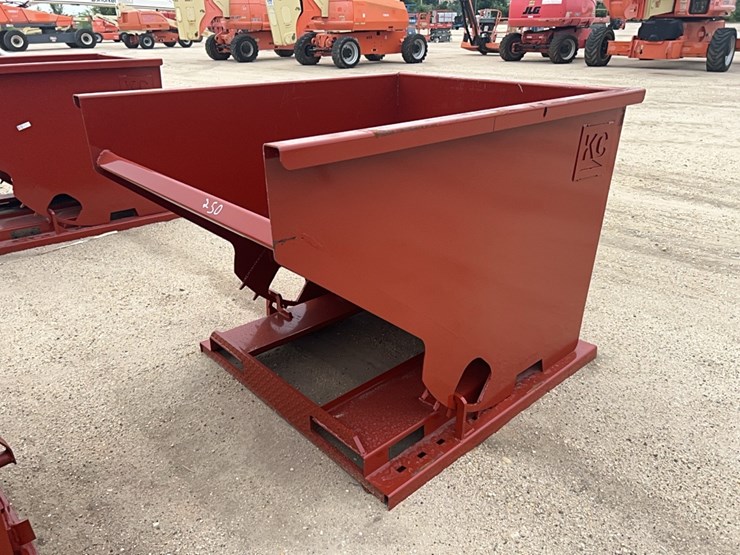 NEW 2 CUBIC YARD SELF DUMPING HOPPER SCRAP RECYCLING EQUIPMENT 4,000lb ...