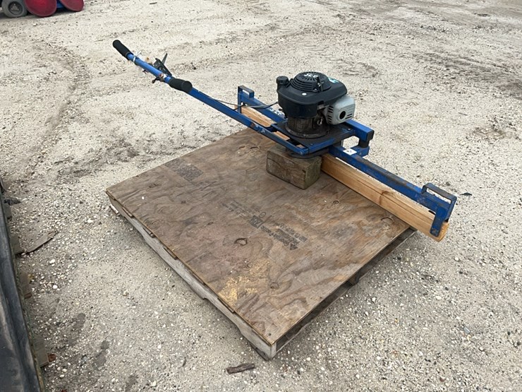 CONCRETE POWER SCREED SUPPORT EQUIPMENT by Alex Lyon & Son | Auction ...
