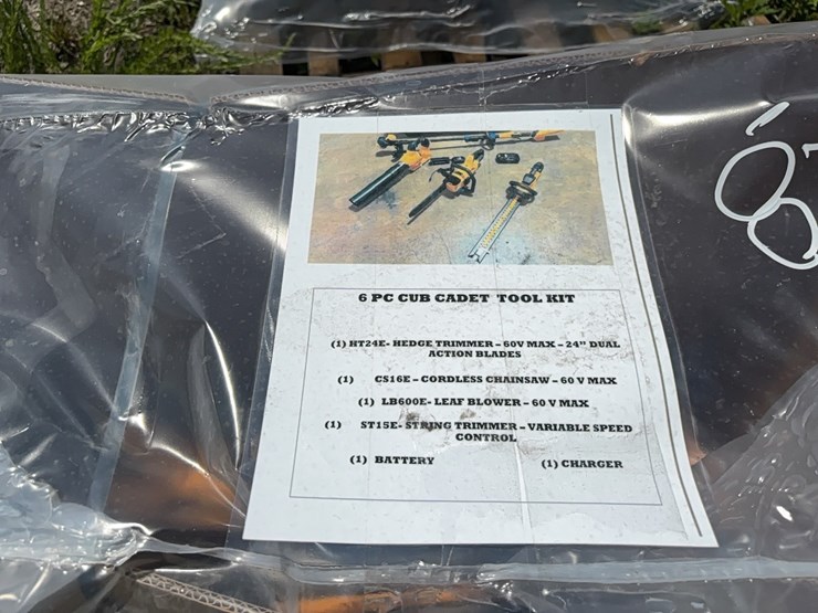 NEW 6 PC CUB CADET TOOL KIT by Alex Lyon & Son | Auction Resource